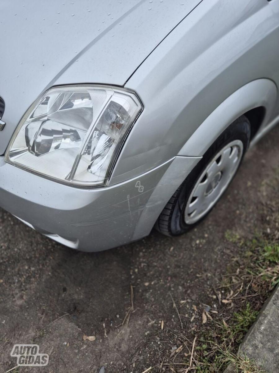 Grey Opel Meriva 2004 in Klaipeda, with an engine capacity of 1.70 L and mileage of 209 thousand km for 990 €, photo 35 on AUTOMOTO.COM.LV