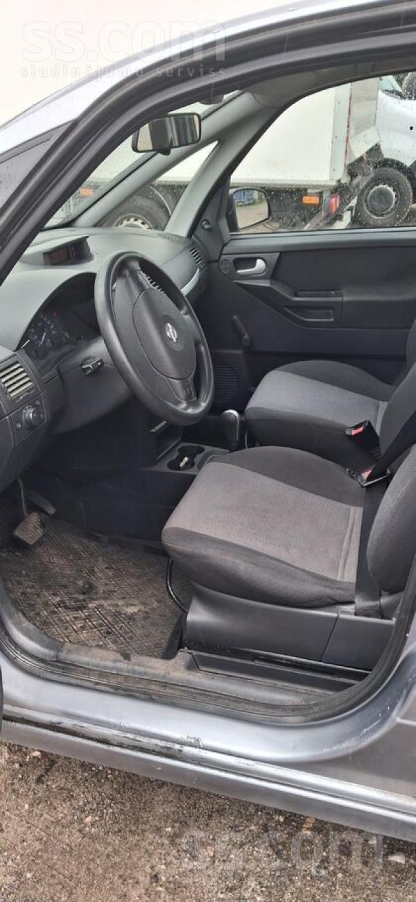 Pelēks Opel Meriva 2004 Rīga, ar dzinēja tilpumu 1.60 L un nobraukumu 142 tūkst. km par 900 €, foto 4 vietnē AUTOMOTO.COM.LV