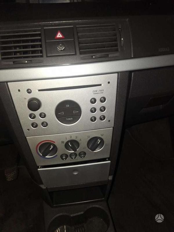 Grey Opel Meriva 2004 in Kaunas, with an engine capacity of 1.60 L and mileage of 140 thousand km for 1000 €, photo 10 on AUTOMOTO.COM.LV