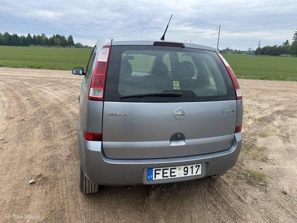 Grey Opel Meriva 2004 in Kaunas, with an engine capacity of 1.70 L and mileage of 170 thousand km for 990 €, photo 4 on AUTOMOTO.COM.LV