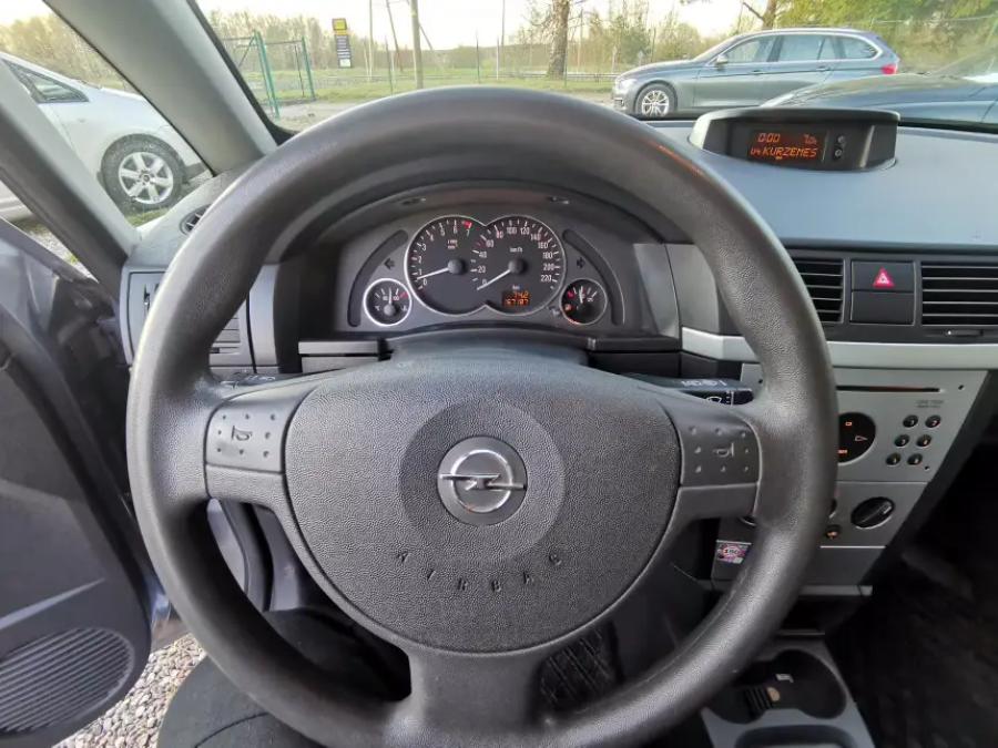 Pelēks Opel Meriva 2004 Kuldīga, ar dzinēja tilpumu 1.60 L un nobraukumu 167 tūkst. km par 1390 €, foto 9 vietnē AUTOMOTO.COM.LV