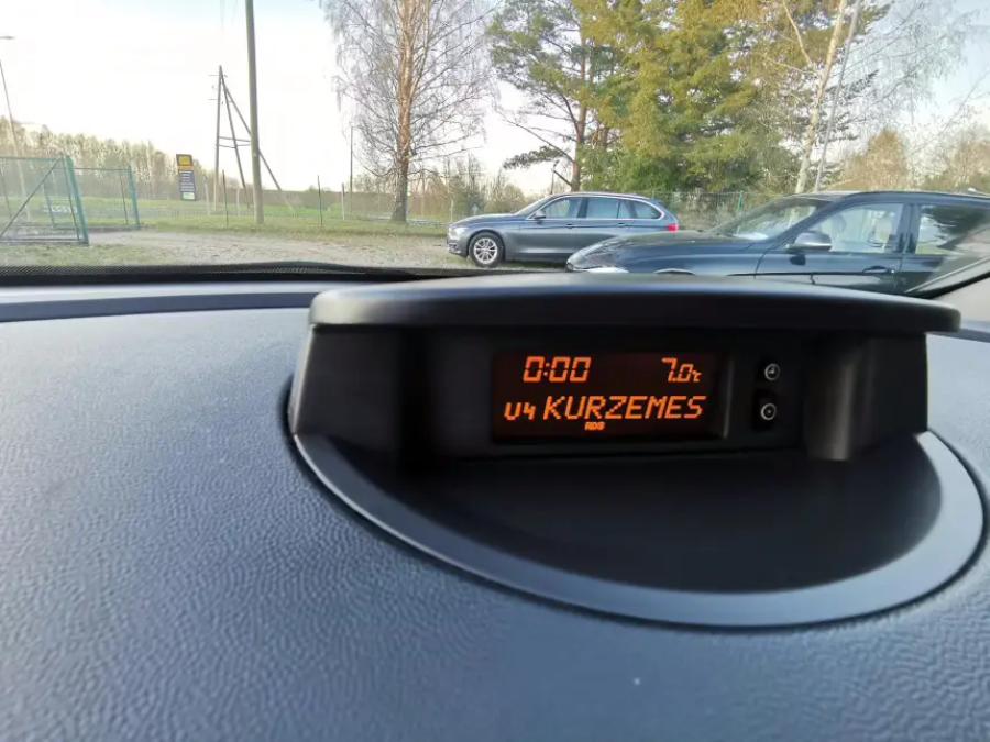 Pelēks Opel Meriva 2004 Kuldīga, ar dzinēja tilpumu 1.60 L un nobraukumu 167 tūkst. km par 1390 €, foto 11 vietnē AUTOMOTO.COM.LV