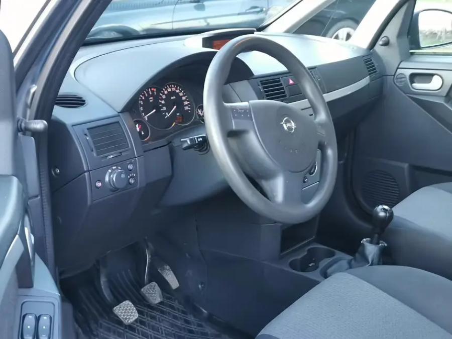 Pelēks Opel Meriva 2004 Kuldīga, ar dzinēja tilpumu 1.60 L un nobraukumu 167 tūkst. km par 1390 €, foto 14 vietnē AUTOMOTO.COM.LV