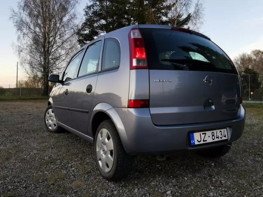 Pelēks Opel Meriva 2004 Kuldīga, ar dzinēja tilpumu 1.60 L un nobraukumu 167 tūkst. km par 1390 €, foto 18 vietnē AUTOMOTO.COM.LV