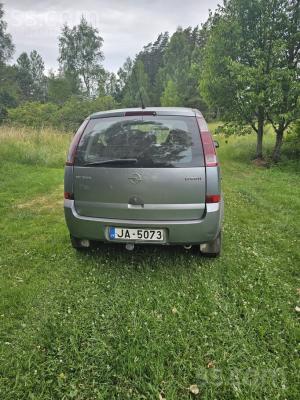 Pelēks Opel Meriva 2004 Kuldīga, ar dzinēja tilpumu 1.70 L un nobraukumu 333 tūkst. km par 950 €, foto 5 vietnē AUTOMOTO.COM.LV