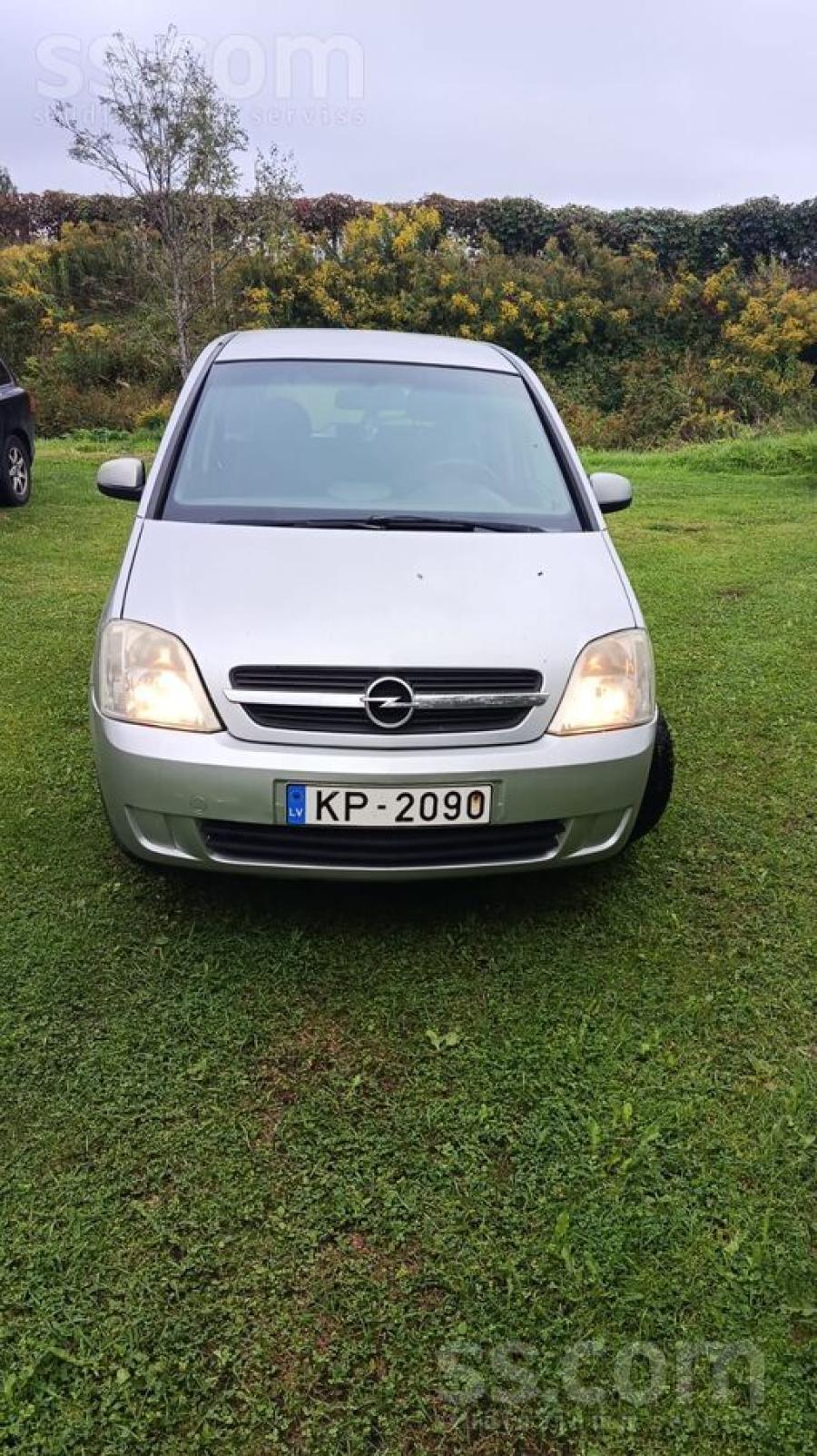 Grey Opel Meriva 2004 in Riga, with an engine capacity of 1.70 L and mileage of 296 thousand km for 600 €, photo 1 on AUTOMOTO.COM.LV