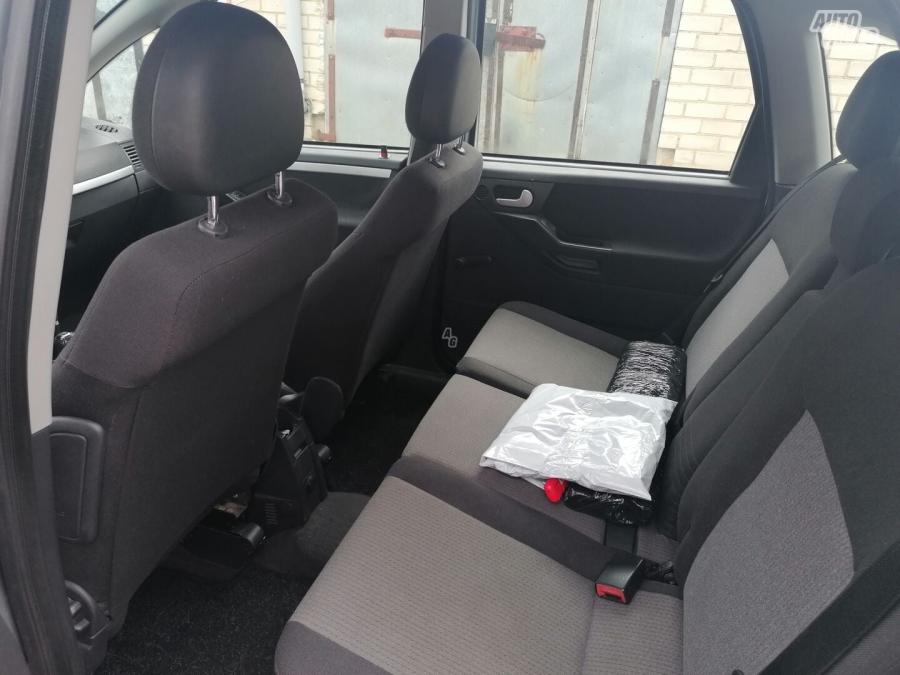 Pelēks Opel Meriva 2005 Utena, ar dzinēja tilpumu 1.70 L un nobraukumu 220 tūkst. km par 890 €, foto 13 vietnē AUTOMOTO.COM.LV