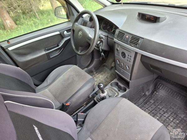 Grey Opel Meriva 2005 in Mazeikiai, with an engine capacity of 1.70 L and mileage of 285 thousand km for 950 €, photo 5 on AUTOMOTO.COM.LV