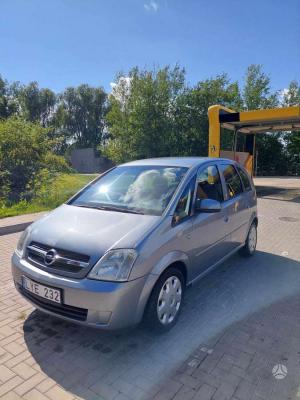 Pelēks Opel Meriva 2005 Radviliškis, ar dzinēja tilpumu 1.60 L un nobraukumu 236 tūkst. km par 1200 €, foto  vietnē AUTOMOTO.COM.LV