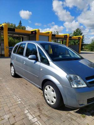 Pelēks Opel Meriva 2005 Radviliškis, ar dzinēja tilpumu 1.60 L un nobraukumu 236 tūkst. km par 1200 €, foto 4 vietnē AUTOMOTO.COM.LV