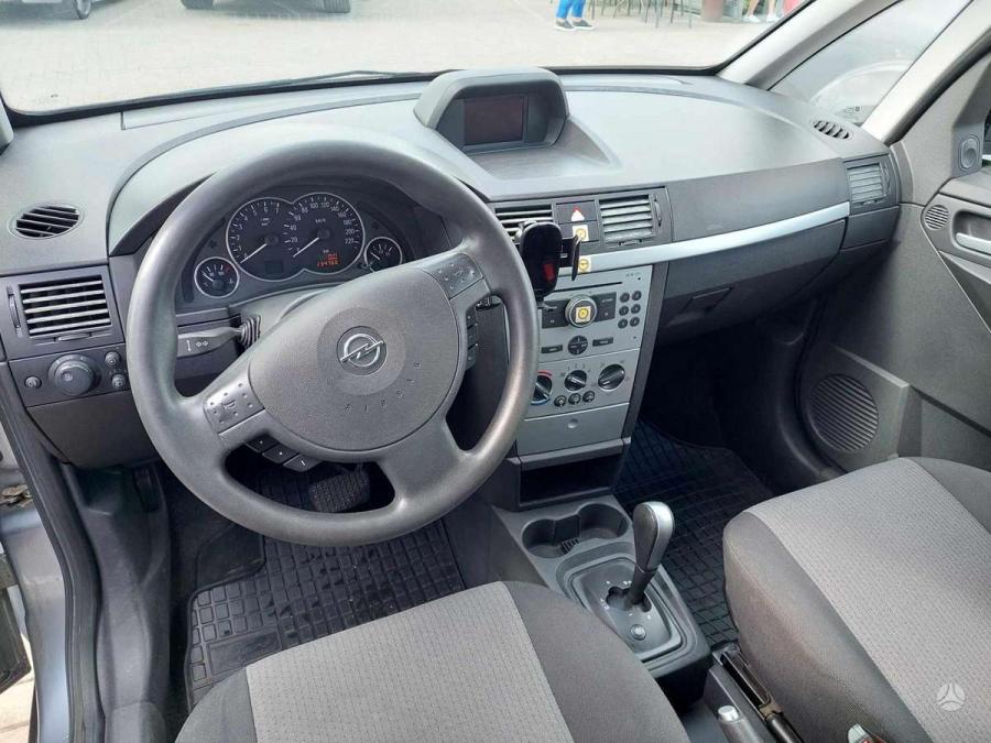 Pelēks Opel Meriva 2005 Radviliškis, ar dzinēja tilpumu 1.60 L un nobraukumu 236 tūkst. km par 1200 €, foto 13 vietnē AUTOMOTO.COM.LV