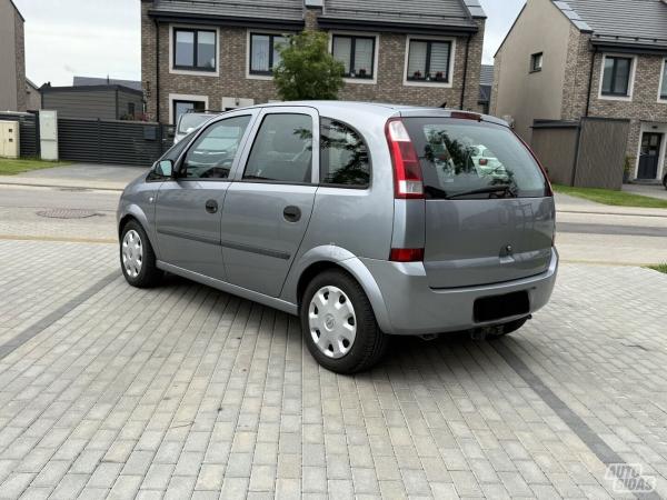 Pelēks Opel Meriva 2005 Klaipėda, ar dzinēja tilpumu 1.60 L un nobraukumu 151 tūkst. km par 950 €, foto 4 vietnē AUTOMOTO.COM.LV