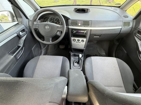 Pelēks Opel Meriva 2005 Klaipėda, ar dzinēja tilpumu 1.60 L un nobraukumu 151 tūkst. km par 950 €, foto 6 vietnē AUTOMOTO.COM.LV