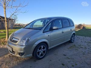 Grey Opel Meriva 2006 in Kretinga, with an engine capacity of 1.40 L and mileage of 247 thousand km for 450 €, photo 3 on AUTOMOTO.COM.LV