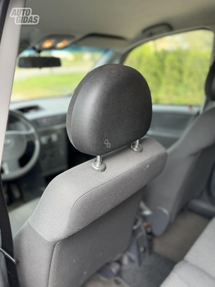 Pelēks Opel Meriva 2006 Kauņa, ar dzinēja tilpumu 1.40 L un nobraukumu 236 tūkst. km par 699 €, foto 15 vietnē AUTOMOTO.COM.LV
