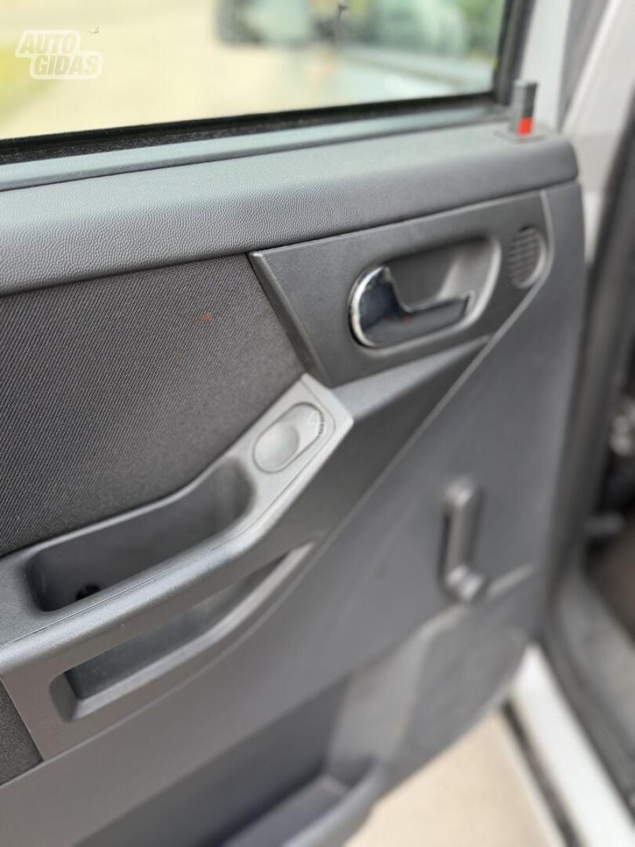 Pelēks Opel Meriva 2006 Kauņa, ar dzinēja tilpumu 1.40 L un nobraukumu 236 tūkst. km par 699 €, foto 17 vietnē AUTOMOTO.COM.LV