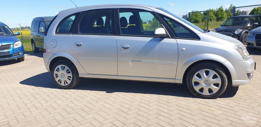 Grey Opel Meriva 2006 in Kedainiai, with an engine capacity of 1.60 L and mileage of 119 thousand km for 2200 €, photo 6 on AUTOMOTO.COM.LV