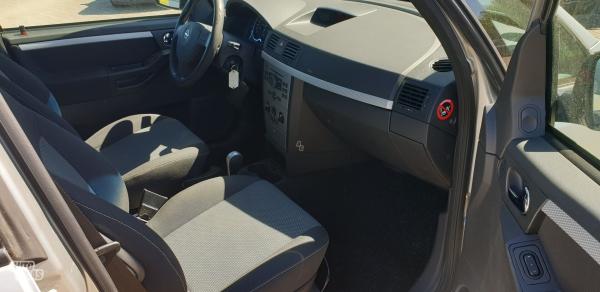 Grey Opel Meriva 2006 in Kedainiai, with an engine capacity of 1.60 L and mileage of 119 thousand km for 2200 €, photo 10 on AUTOMOTO.COM.LV