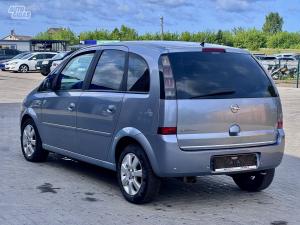 Grey Opel Meriva 2006 in Kretinga, with an engine capacity of 1.80 L and mileage of 297 thousand km for 2350 €, photo 8 on AUTOMOTO.COM.LV