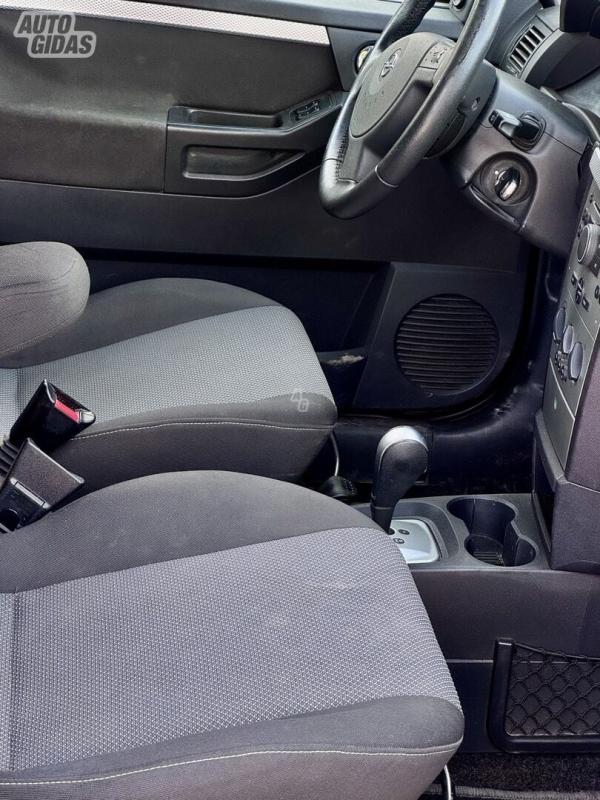 Grey Opel Meriva 2006 in Kretinga, with an engine capacity of 1.80 L and mileage of 297 thousand km for 2350 €, photo 10 on AUTOMOTO.COM.LV