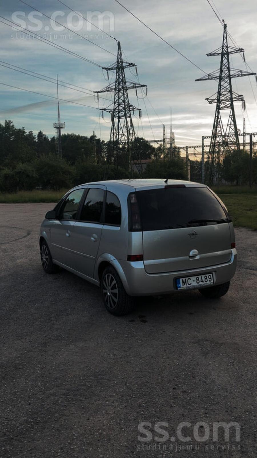 Pelēks Opel Meriva 2006 Saldus, ar dzinēja tilpumu 1.70 L un nobraukumu 292 tūkst. km par 1400 €, foto 5 vietnē AUTOMOTO.COM.LV