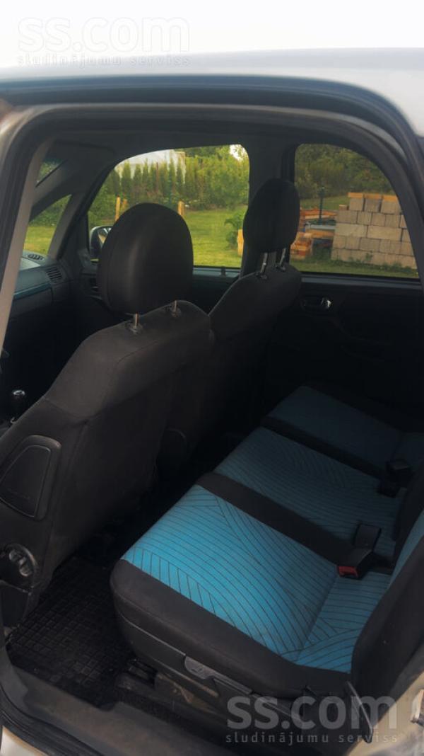 Grey Opel Meriva 2006 in Saldus, with an engine capacity of 1.70 L and mileage of 292 thousand km for 1400 €, photo 7 on AUTOMOTO.COM.LV