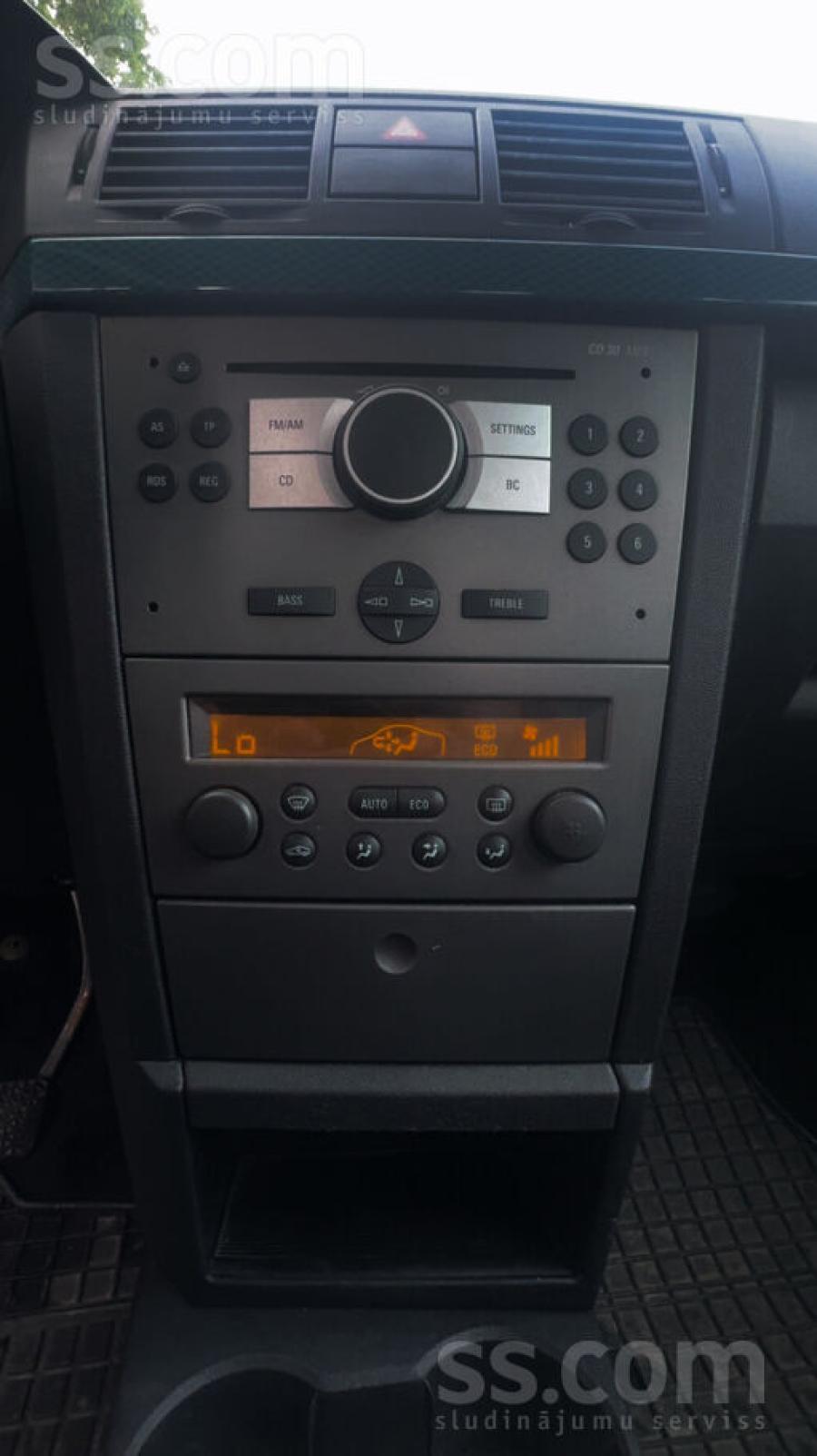 Pelēks Opel Meriva 2006 Saldus, ar dzinēja tilpumu 1.70 L un nobraukumu 292 tūkst. km par 1400 €, foto 14 vietnē AUTOMOTO.COM.LV
