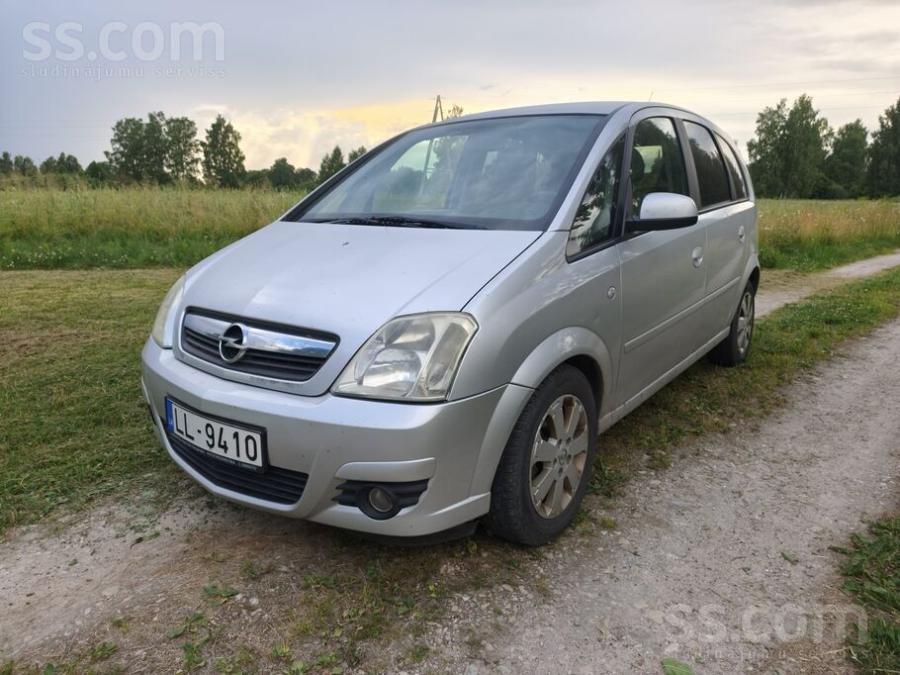 Pelēks Opel Meriva 2006 Daugavpils, ar dzinēja tilpumu 1.70 L un nobraukumu 313 tūkst. km par 1350 €, foto 1 vietnē AUTOMOTO.COM.LV