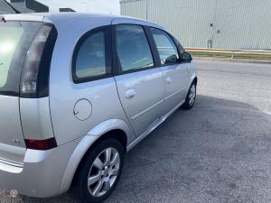 Grey Opel Meriva 2006 in Klaipeda, with an engine capacity of 1.60 L and mileage of 226 thousand km for 1000 €, photo 6 on AUTOMOTO.COM.LV