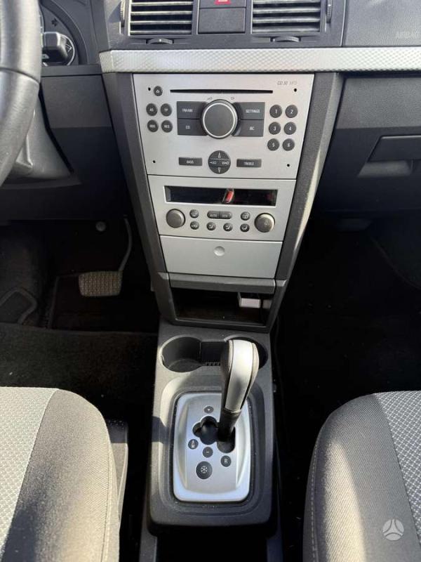 Pelēks Opel Meriva 2006 Klaipėda, ar dzinēja tilpumu 1.60 L un nobraukumu 226 tūkst. km par 1000 €, foto 7 vietnē AUTOMOTO.COM.LV