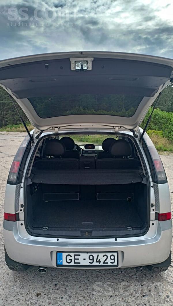 Opel Meriva 2006 Liepāja vietnē Pelēks Opel Meriva 2006 Liepāja, ar dzinēja tilpumu 1.40 L un nobraukumu 147 tūkst. km par 1400 €, foto 10 vietnē AUTOMOTO.COM.LV