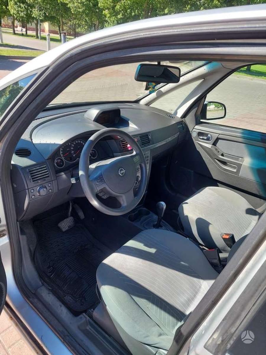 Pelēks Opel Meriva 2006 Marijampole, ar dzinēja tilpumu 1.60 L un nobraukumu 161 tūkst. km par 900 €, foto 9 vietnē AUTOMOTO.COM.LV
