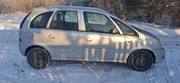 Grey Opel Meriva 2007 in Vilnius, with an engine capacity of 1.80 L and mileage of 296 thousand km for 350 €, photo 2 on AUTOMOTO.COM.LV