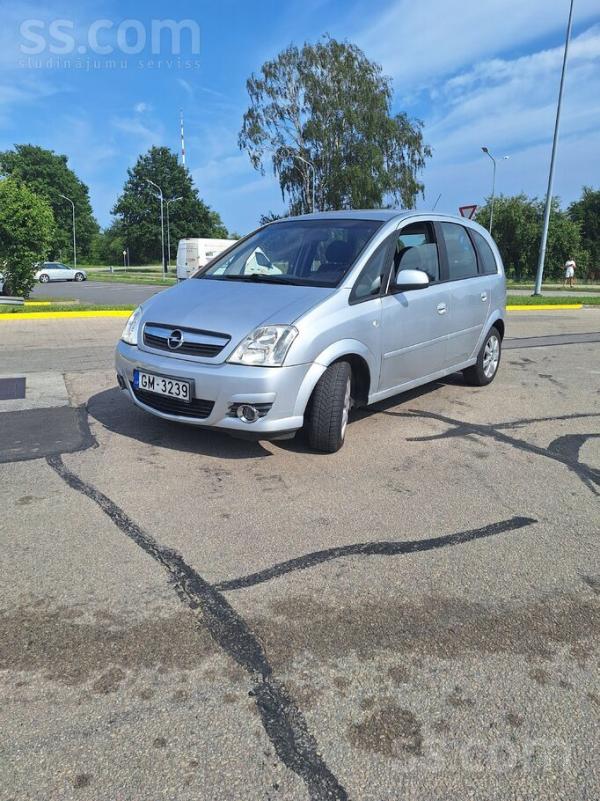 Pelēks Opel Meriva 2007 Rīga, ar dzinēja tilpumu 1.60 L un nobraukumu 181 tūkst. km par 1000 €, foto 2 vietnē AUTOMOTO.COM.LV