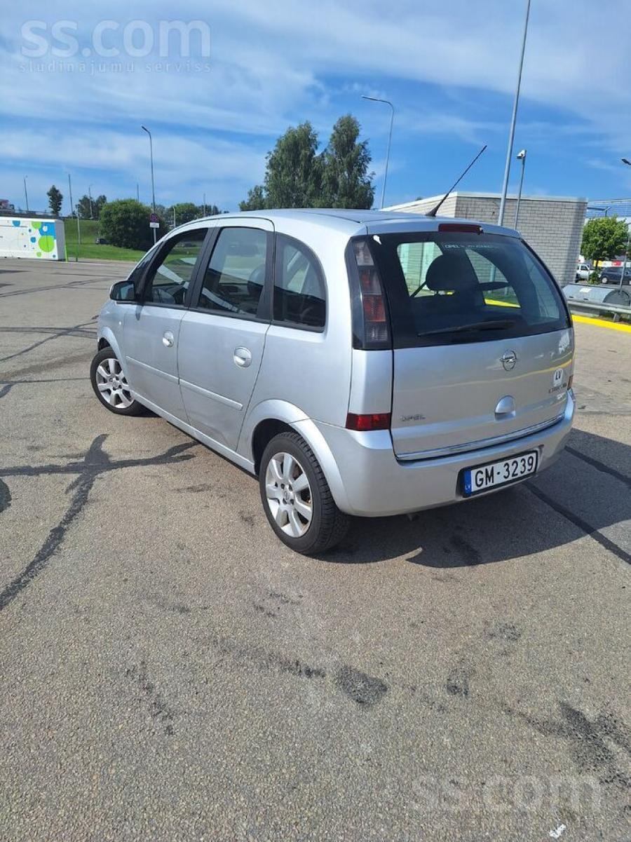 Pelēks Opel Meriva 2007 Rīga, ar dzinēja tilpumu 1.60 L un nobraukumu 181 tūkst. km par 1000 €, foto 5 vietnē AUTOMOTO.COM.LV