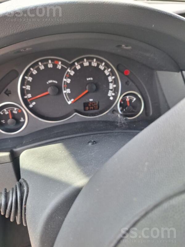 Pelēks Opel Meriva 2007 Rīga, ar dzinēja tilpumu 1.60 L un nobraukumu 181 tūkst. km par 1000 €, foto 5 vietnē AUTOMOTO.COM.LV