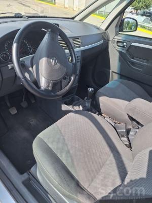 Pelēks Opel Meriva 2007 Rīga, ar dzinēja tilpumu 1.60 L un nobraukumu 181 tūkst. km par 1000 €, foto 7 vietnē AUTOMOTO.COM.LV