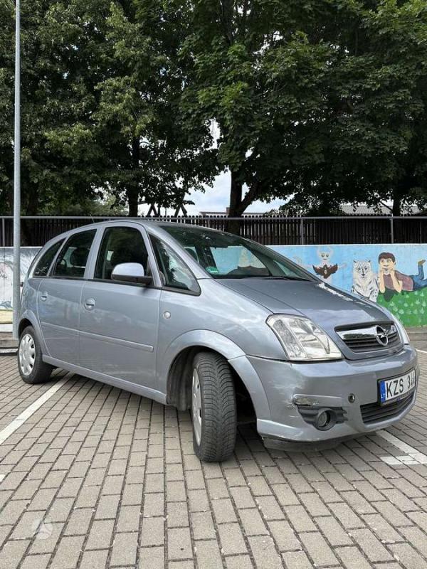 Pelēks Opel Meriva 2007 Jurbarkas, ar dzinēja tilpumu 1.60 L un nobraukumu 154 tūkst. km par 650 €, foto 4 vietnē AUTOMOTO.COM.LV