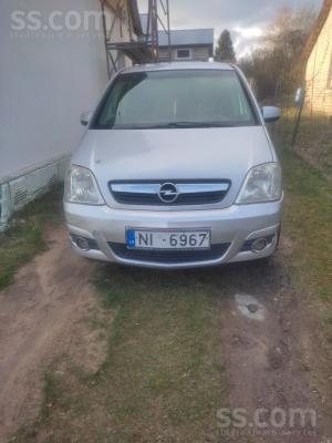 Pelēks Opel Meriva 2007 Daugavpils, ar dzinēja tilpumu 1.70 L un nobraukumu 207 tūkst. km par 1650 €, foto 5 vietnē AUTOMOTO.COM.LV