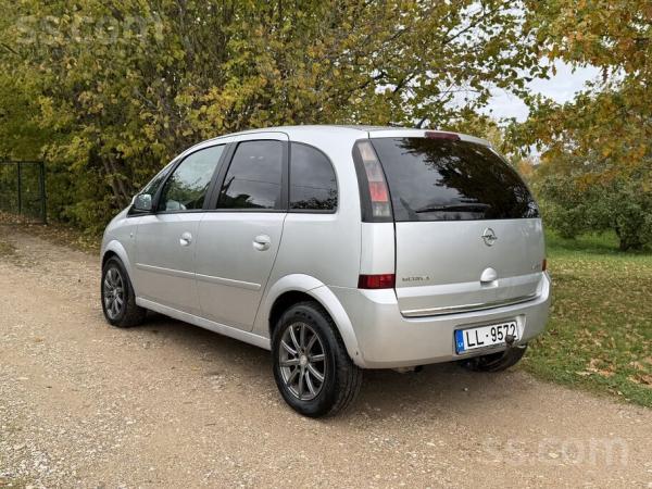 Grey Opel Meriva 2007 in Gulbene, with an engine capacity of 1.70 L and mileage of 313 thousand km for 1350 €, photo 10 on AUTOMOTO.COM.LV