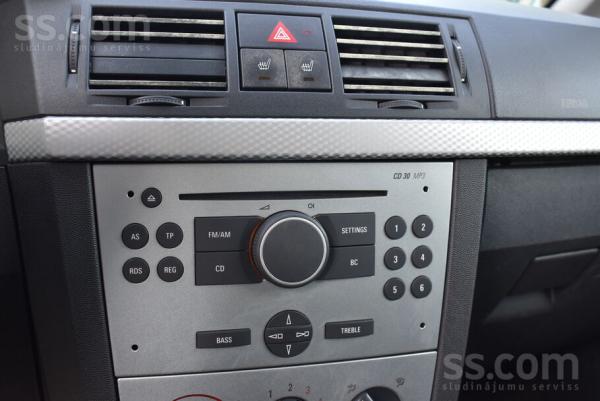 Grey Opel Meriva 2009 in Kuldiga, with an engine capacity of 1.70 L and mileage of 0 thousand km for 3300 €, photo 10 on AUTOMOTO.COM.LV