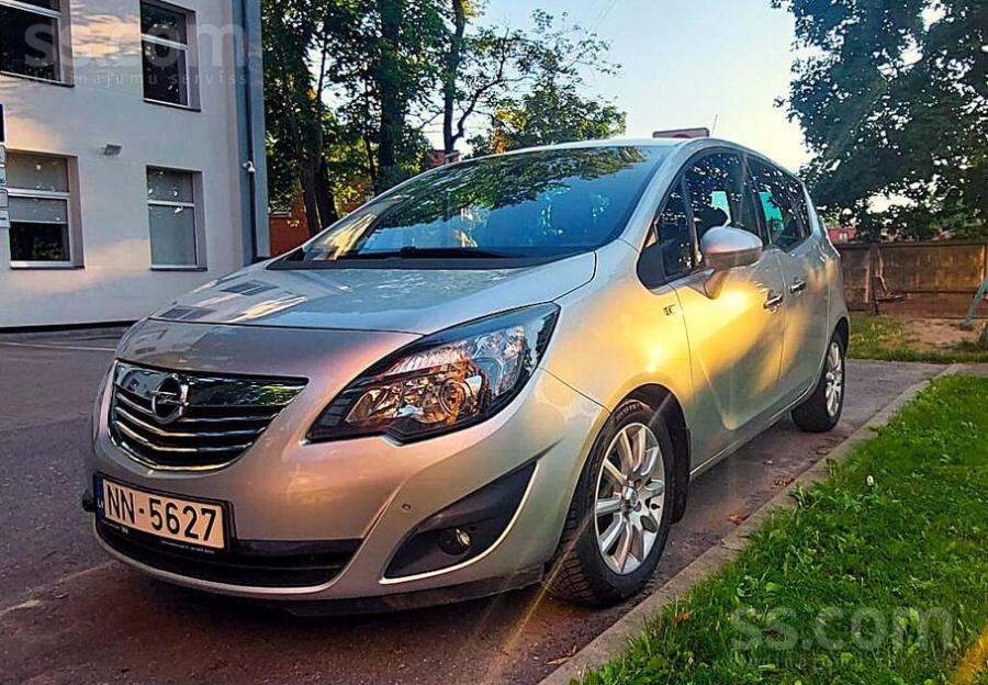 Pelēks Opel Meriva 2010 Rīga, ar dzinēja tilpumu 1.70 L un nobraukumu 162 tūkst. km par 3600 €, foto 2 vietnē AUTOMOTO.COM.LV