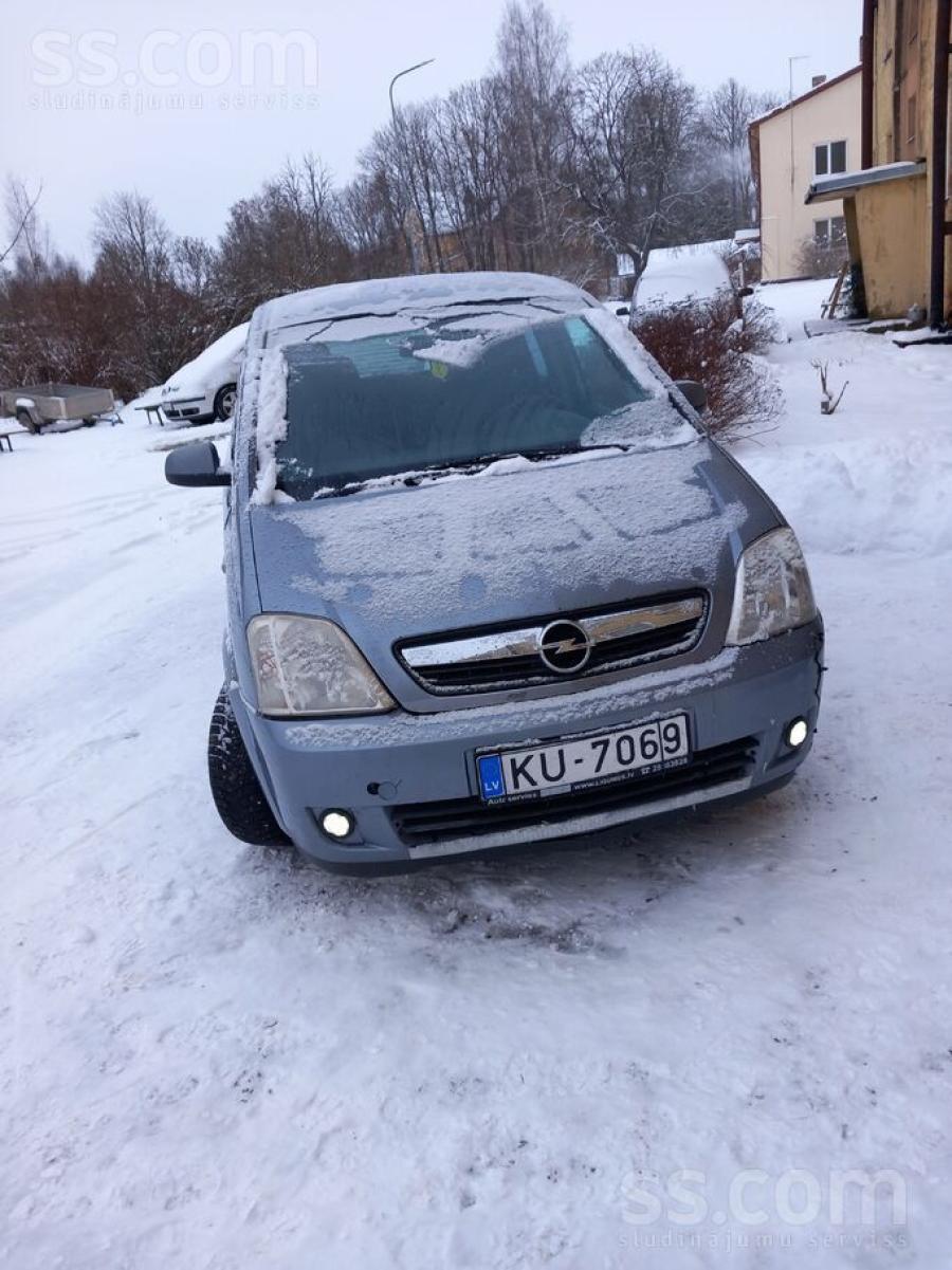Grey Opel Meriva 2010 in Aluksne, with an engine capacity of 1.30 L and mileage of 243 thousand km for 800 €, photo 1 on AUTOMOTO.COM.LV