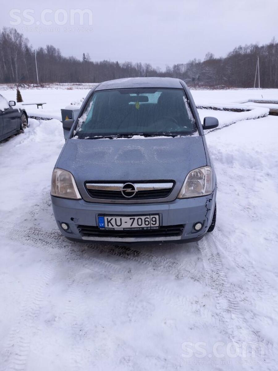 Grey Opel Meriva 2010 in Aluksne, with an engine capacity of 1.30 L and mileage of 243 thousand km for 800 €, photo 2 on AUTOMOTO.COM.LV