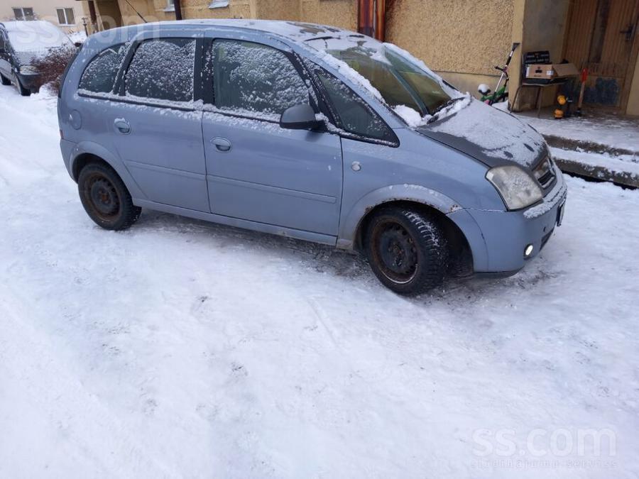 Grey Opel Meriva 2010 in Aluksne, with an engine capacity of 1.30 L and mileage of 243 thousand km for 800 €, photo 5 on AUTOMOTO.COM.LV