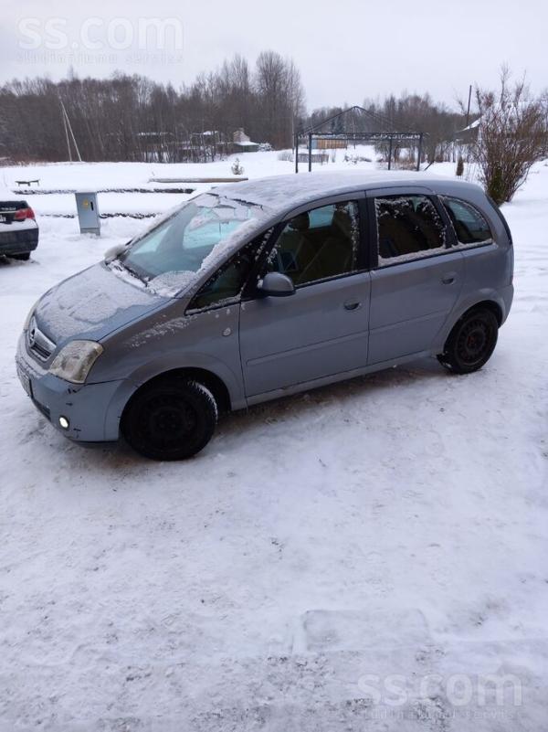 Grey Opel Meriva 2010 in Aluksne, with an engine capacity of 1.30 L and mileage of 243 thousand km for 800 €, photo 6 on AUTOMOTO.COM.LV
