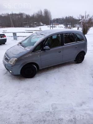 Grey Opel Meriva 2010 in Aluksne, with an engine capacity of 1.30 L and mileage of 243 thousand km for 800 €, photo 6 on AUTOMOTO.COM.LV