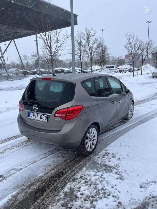 Pelēks Opel Meriva 2010 Klaipėda, ar dzinēja tilpumu 1.36 L un nobraukumu 209 tūkst. km par 3500 €, foto 5 vietnē AUTOMOTO.COM.LV