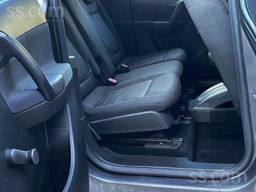 Grey Opel Meriva 2010 in Riga, with an engine capacity of 1.30 L and mileage of 227 thousand km for 1730 €, photo 7 on AUTOMOTO.COM.LV