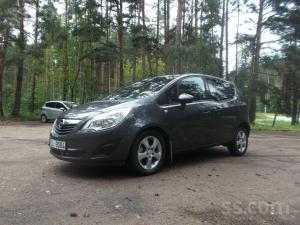 Pelēks Opel Meriva 2010 Daugavpils, ar dzinēja tilpumu 1.70 L un nobraukumu 337 tūkst. km par 2900 €, foto  vietnē AUTOMOTO.COM.LV